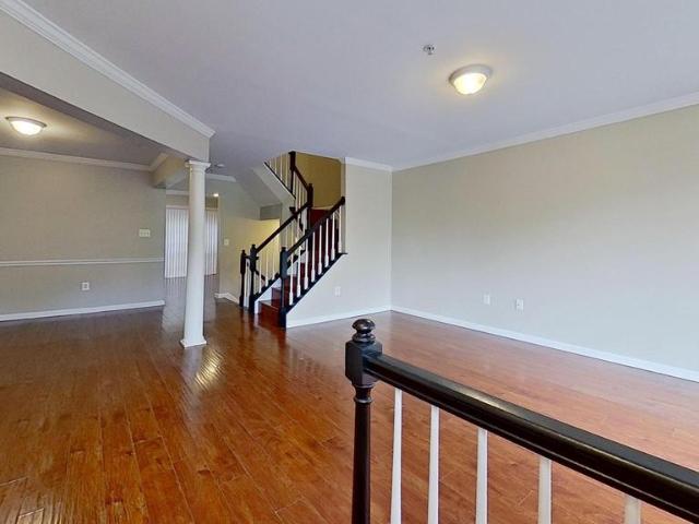 2729 Stanford Place