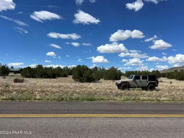 27200 W Fort Rock Rd, Seligman, AZ 86337 MLS 1066874