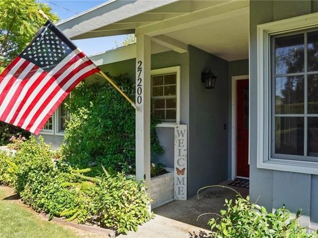 27200 Sunnyridge Rd, Palos Verdes Peninsula, CA 90274