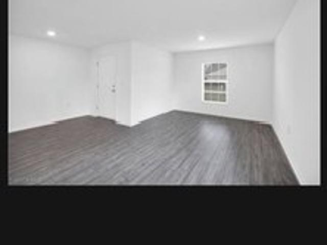 2720 NE 7th Pl, Cape Coral, FL 33909