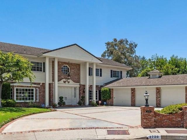 2720 Aqua Verde Cir, Los Angeles, CA 90077