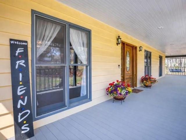 2720 Bay Ridge Dr, Loganville, GA 30052 | MLS #7742 | Compass