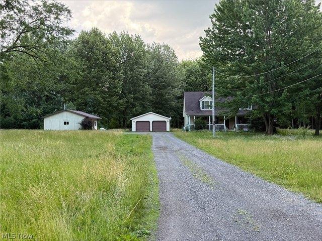 2720 Black Sea Rd, Jefferson, OH 44047