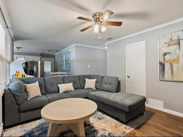 2720 Blyth Dr, Dallas, TX 75228