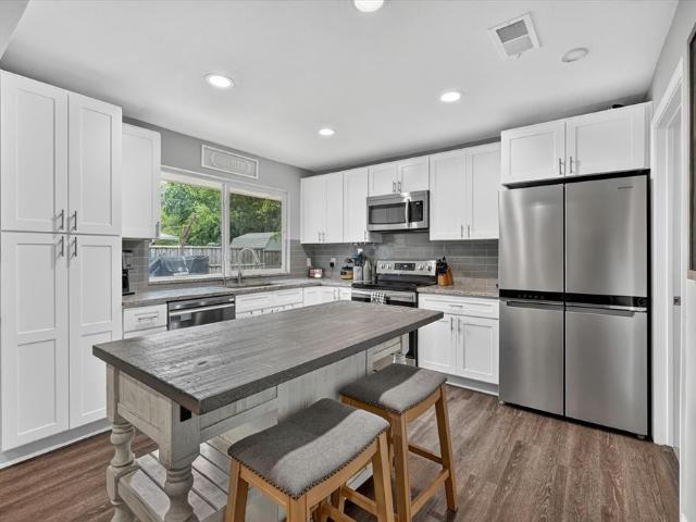 2720 Chadwick Drive