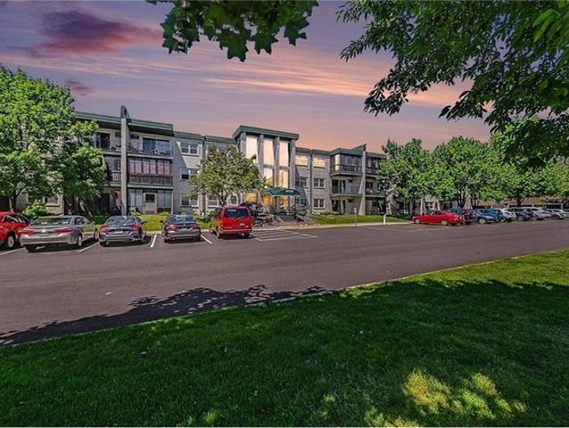 2720 Dale St N Unit C313, Roseville, MN 55113