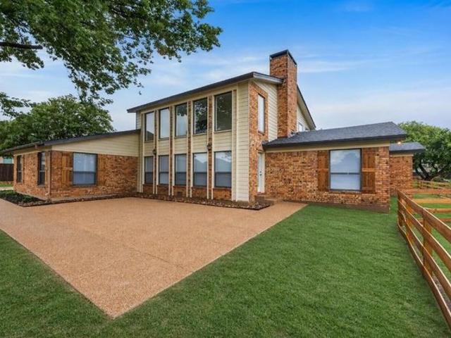 2720 E Seeton Rd, Grand Prairie, TX 75054