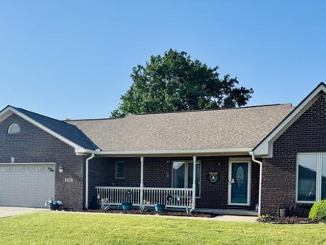 2720 Falcon Ct, Seymour, IN 47274