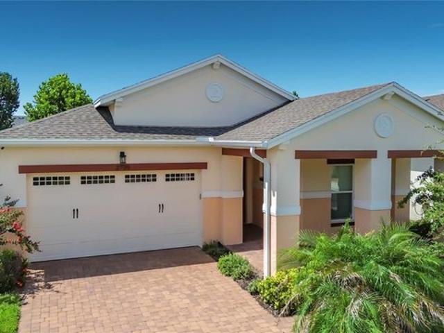 2720 Greenlands St, Saint Cloud, FL 34772