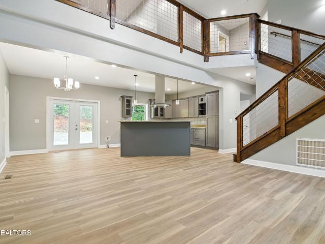 2720 Hodges Ferry Rd
