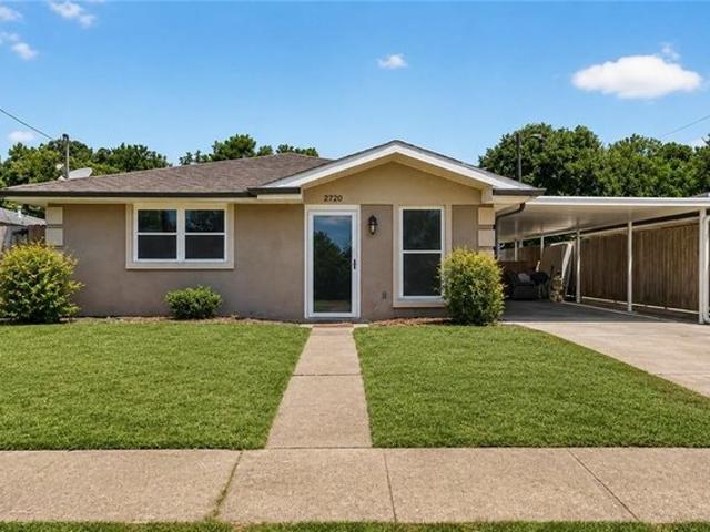 2720 Reunion Dr, Violet, LA 70092