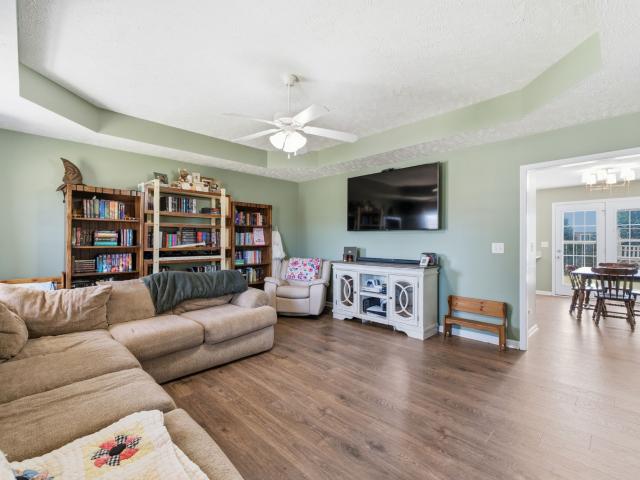 2720 Ridgewood Dr