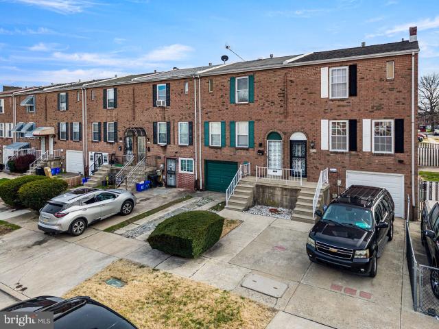 2720 S 76th St, Philadelphia, PA 19153 | Compass