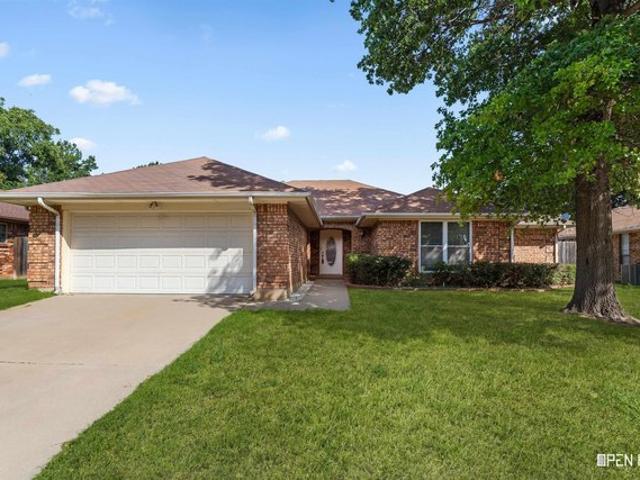 2720 Shepherds Gln, Wichita Falls, TX 76308
