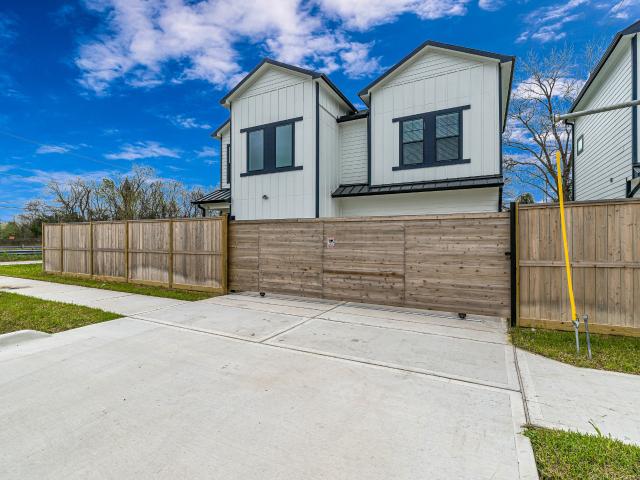 2720 Spence Road