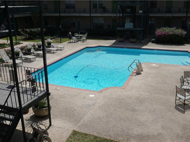 2720 Whitney Place # 504