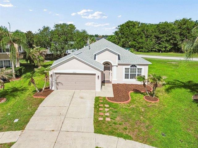 27211 Liriope Ct, Wesley Chapel, FL 33544