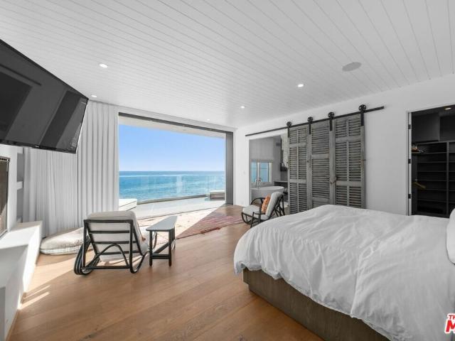 27212 Escondido Beach Rd, Malibu, US, CA