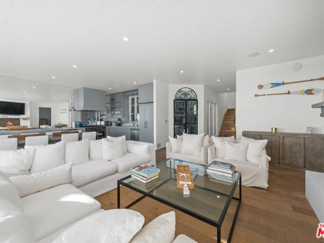 27212 Escondido Beach Rd, Malibu, US, CA