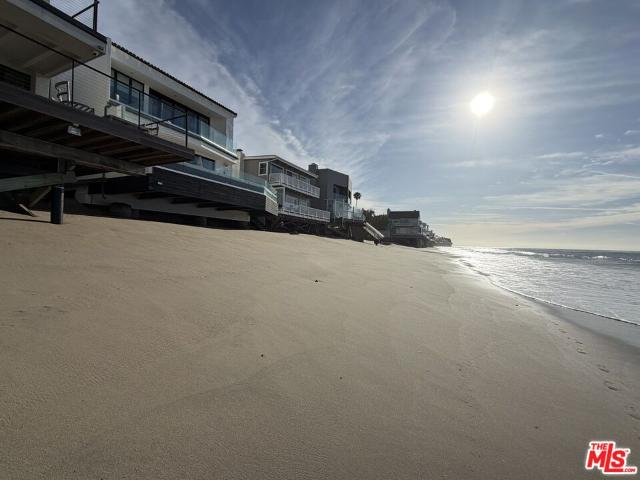 27212 Escondido Beach Rd, Malibu, US, CA