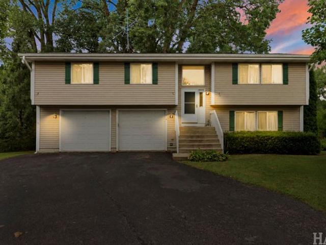 27214 th St, Salem Lakes, WI 53179