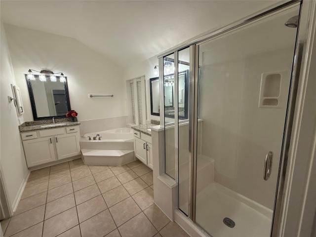 27219 Camden Glen Lane
