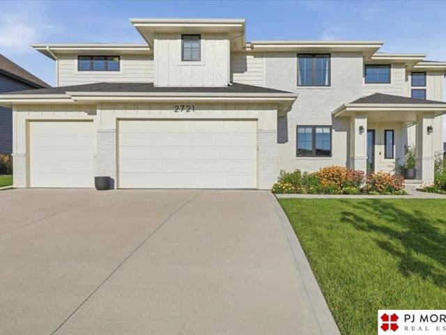 2721 N 182nd Ave, Elkhorn, NE 68022