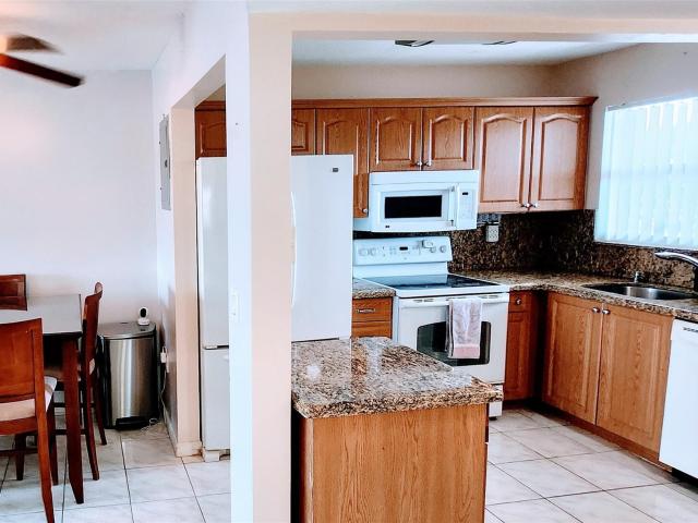 2721 N Pine Island Rd, Unit 309, Sunrise, FL 33322 | MLS #F10530