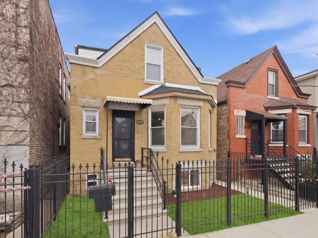 2721 N Western Ave, Chicago, IL