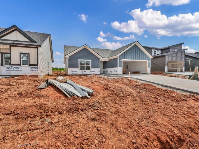 2721 Brewster Dr