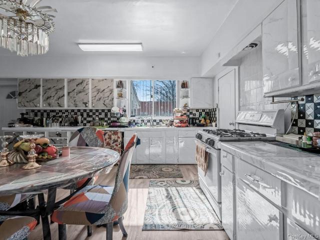 2721 Coldspring Road