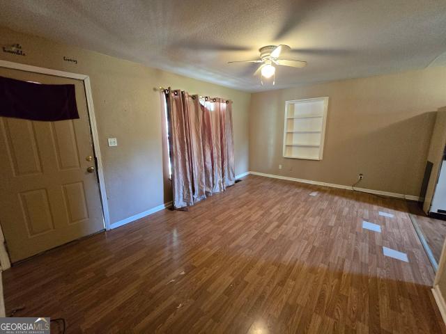 2721 Dogwood Circle