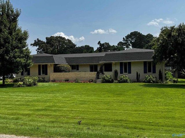 2721 Hunterwood Dr SE, Decatur, AL 35603