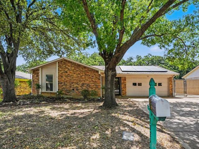 2721 Lucas Drive