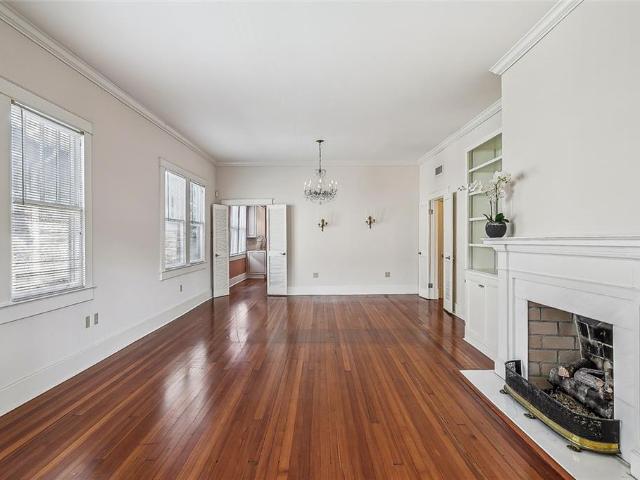 2721 23 Calhoun Street