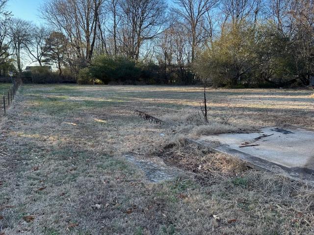 2722 Ann Dr