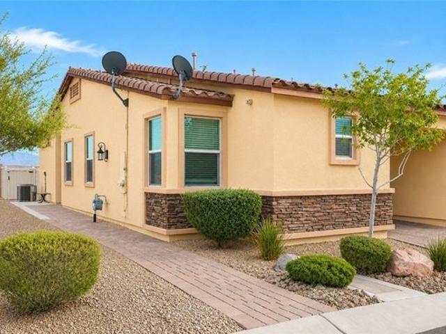 2722 Chinaberry Hill St, Laughlin, NV 89029