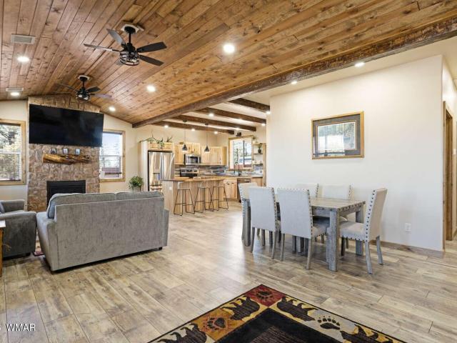 2722 Church Lane