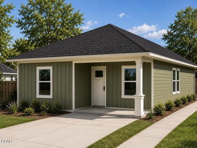 2722 E 9th St, Panama City, FL 32401