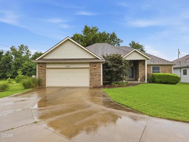 2722 S Ozark Ave, Joplin, MO 64804
