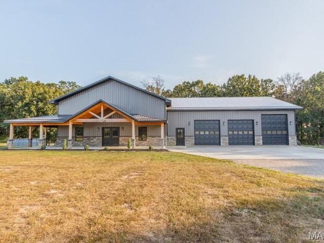 27230 Pelican Dr, Lebanon, MO 65536