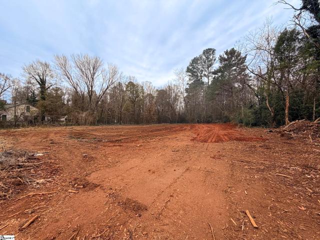 2723 B Poinsett Hwy, Greenville, SC 29617 | MLS #1577 | Compass