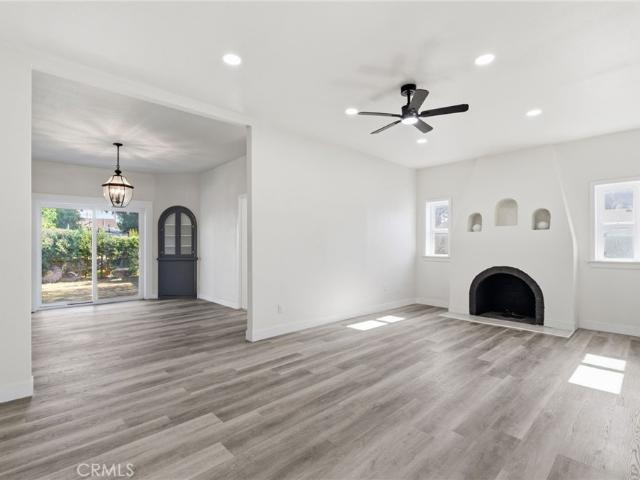 2723 Iris Street