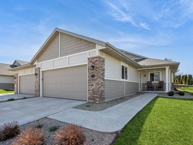 2723 River Ln, Two Rivers, WI 54241