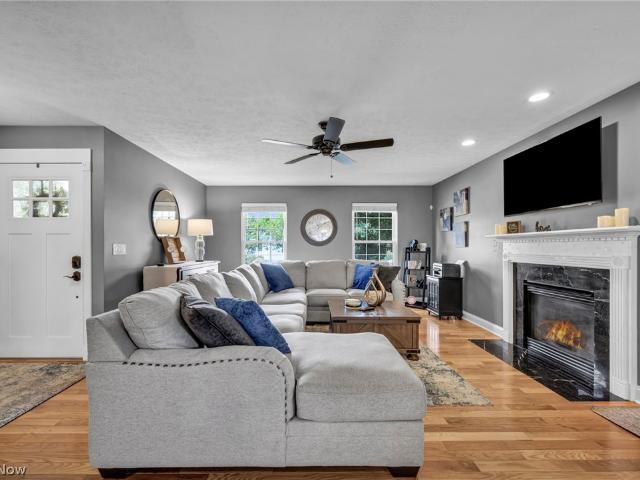 2723 Sexton Court