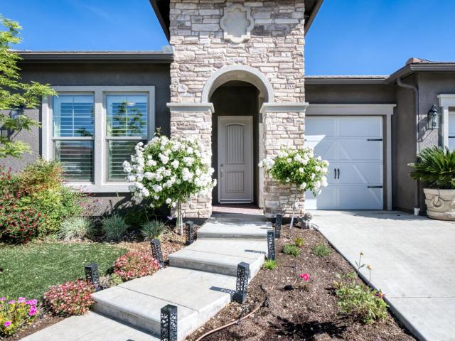 2723 Vermont Ave, Clovis, CA 93619 | MLS #646716 | Compass