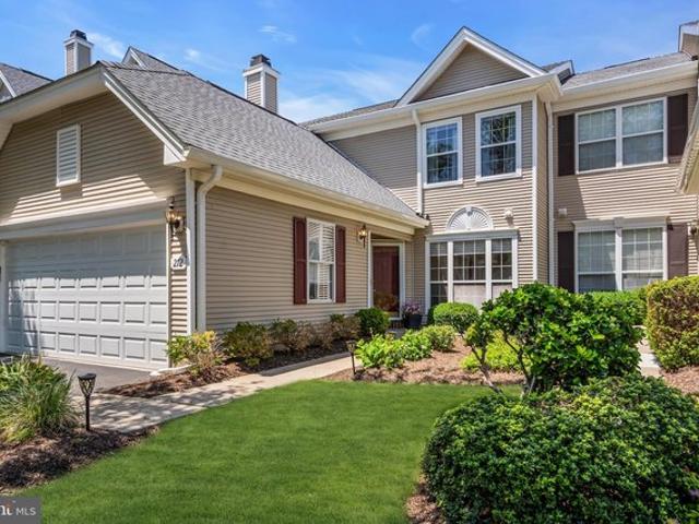 272 Colt St, Pennington, NJ 08534