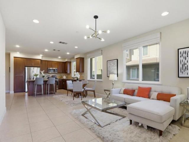 272 Currlin Circle