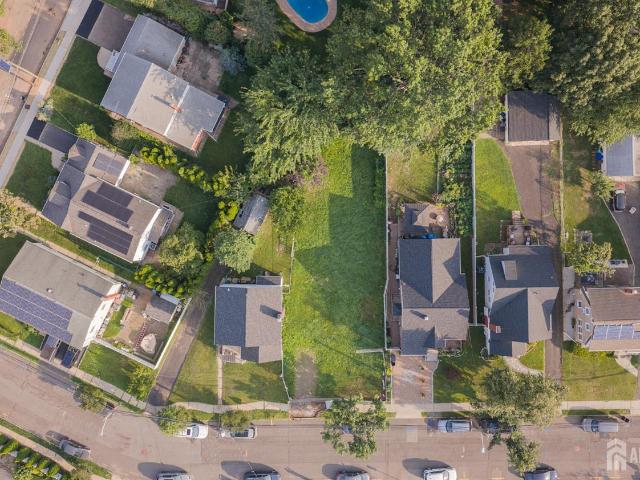272 Beechwood Avenue