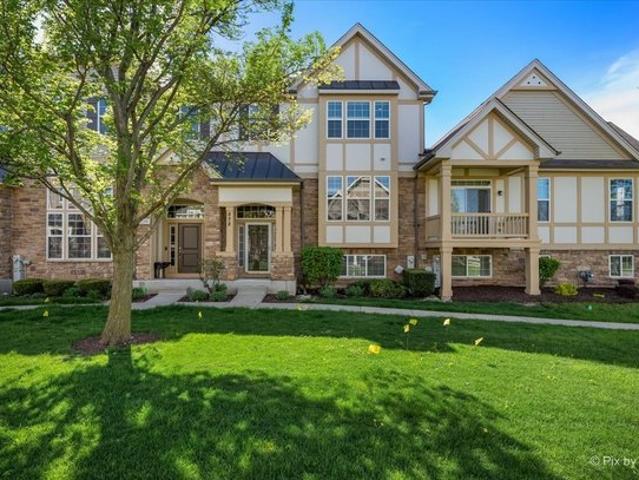 272 Bennett Dr, Carol Stream, IL 60188